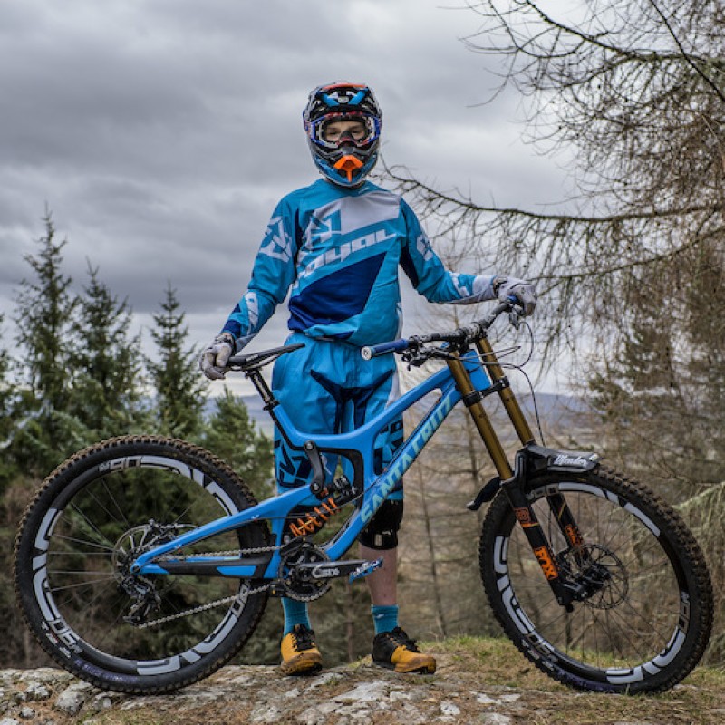 AON RACING - TOURNE CAMPERVANS 2025